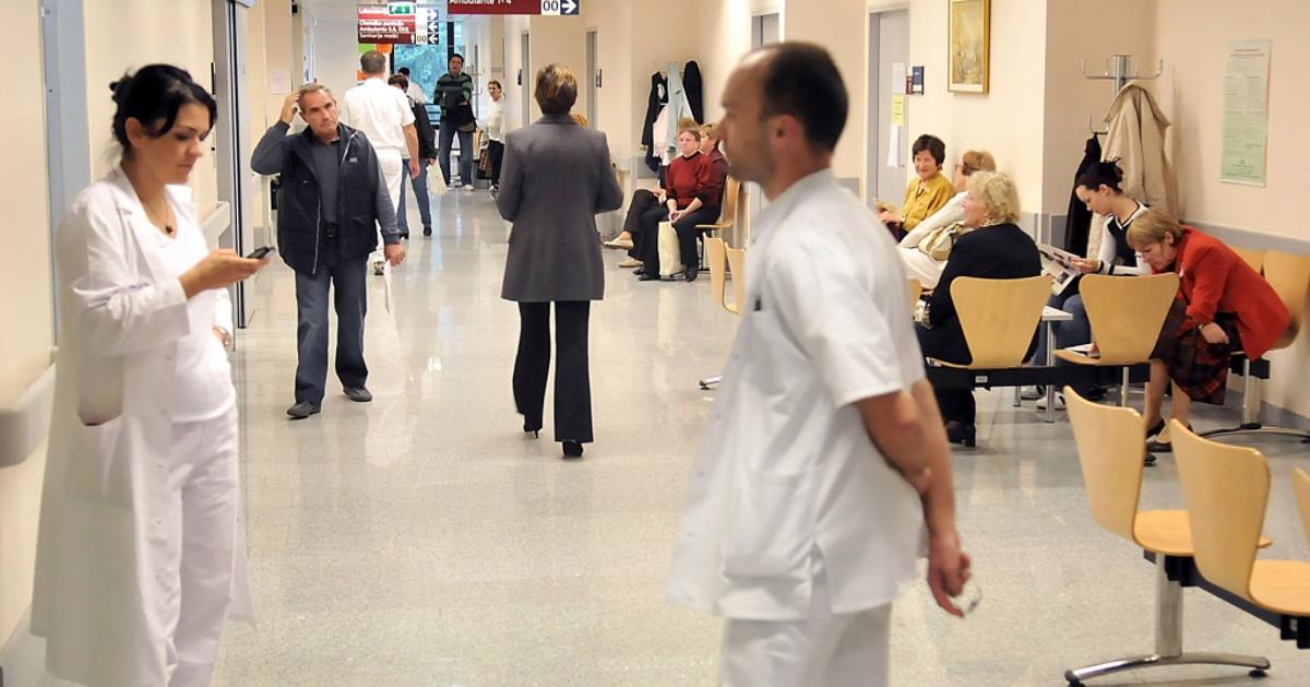 Interventni zakon za zdravstvo razburja sindikate, gospodarstvenike in zdravnike - Žurnal24