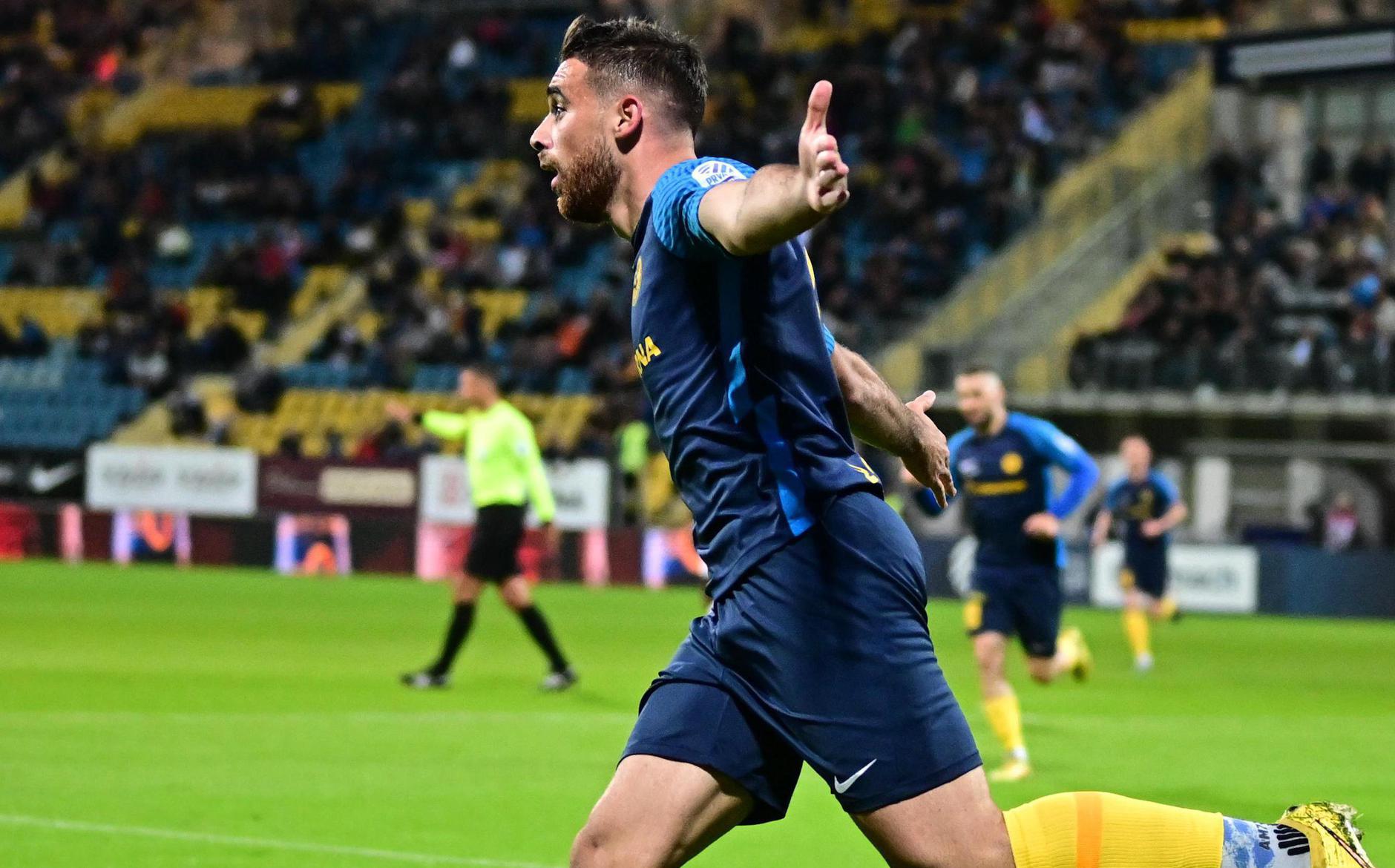 Nogometni zvezdnik bo vendarle odgovarjal za hudo prometno nesrečo ...