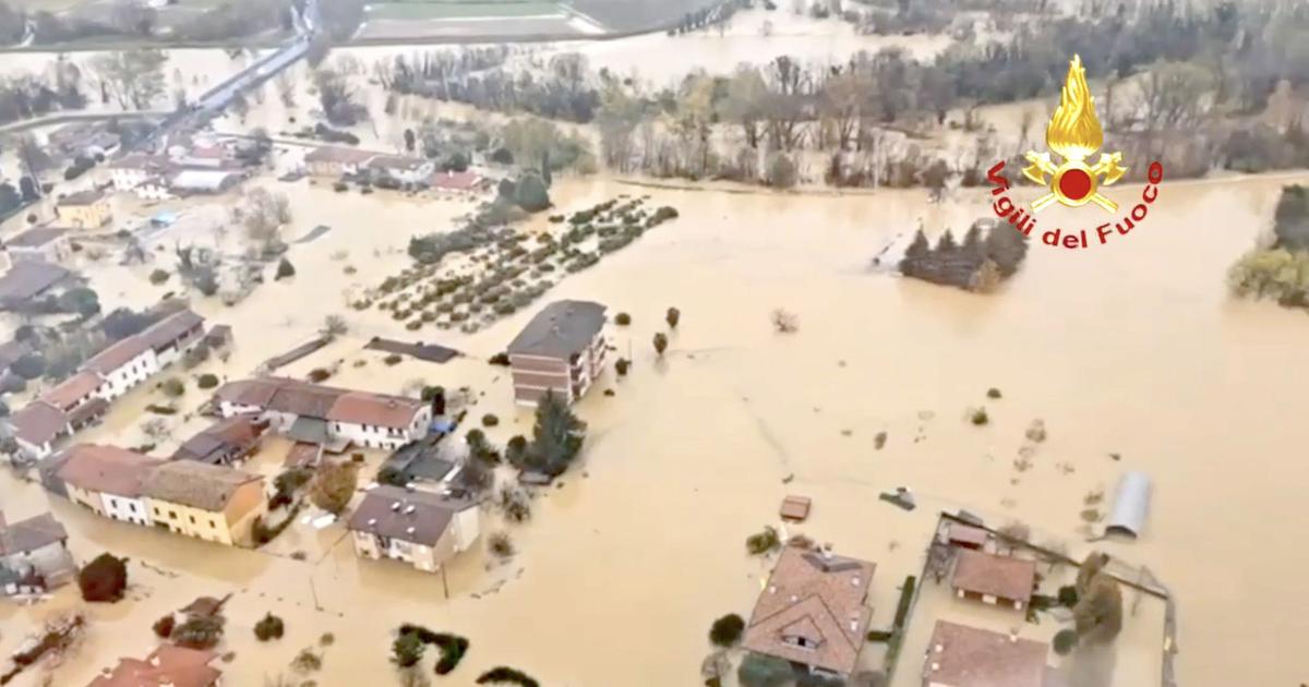 Zaradi poplav v teku evakuacija 300 ljudi - Žurnal24