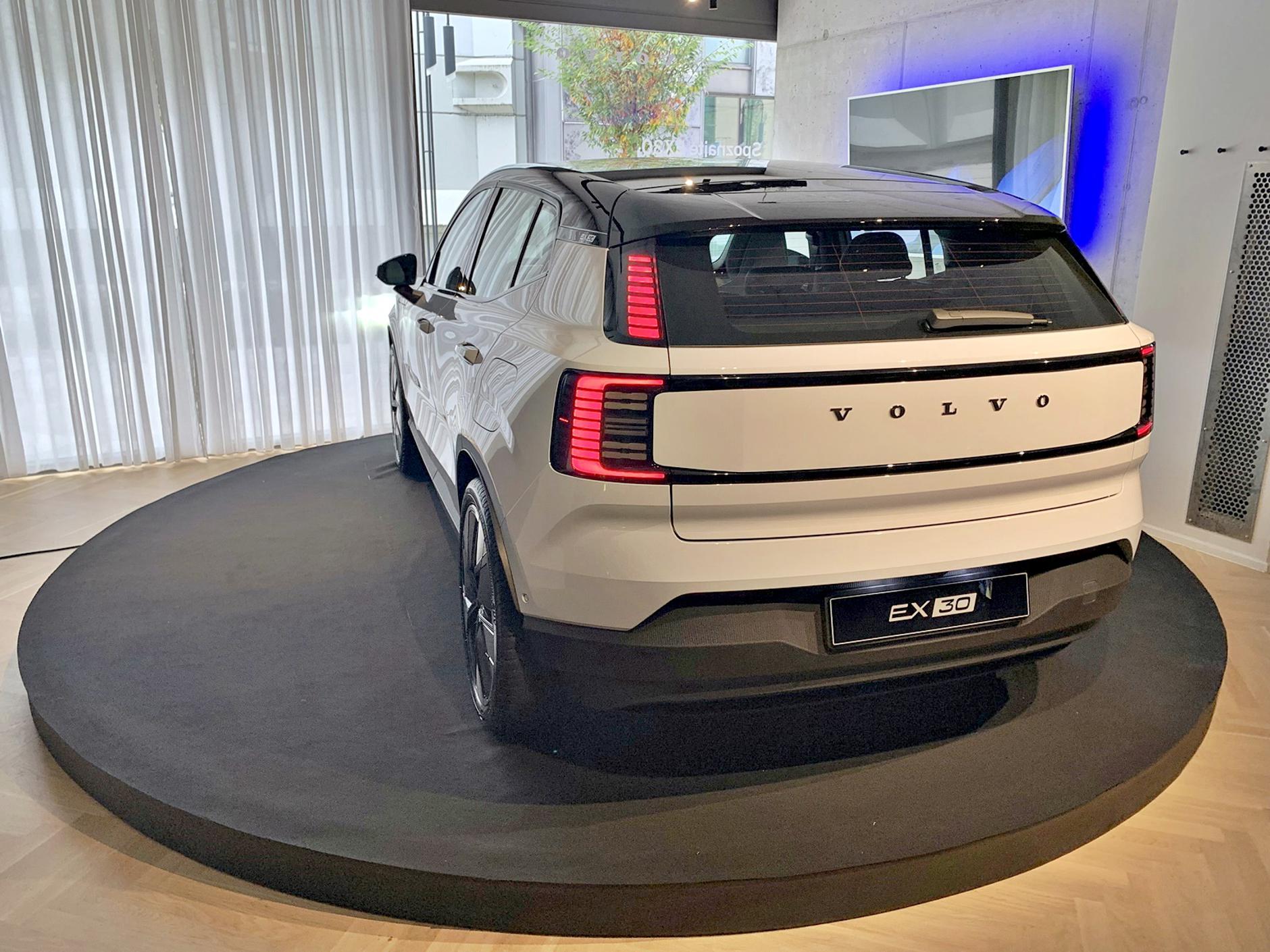 Novi električni volvo EX30 v Sloveniji - Žurnal24