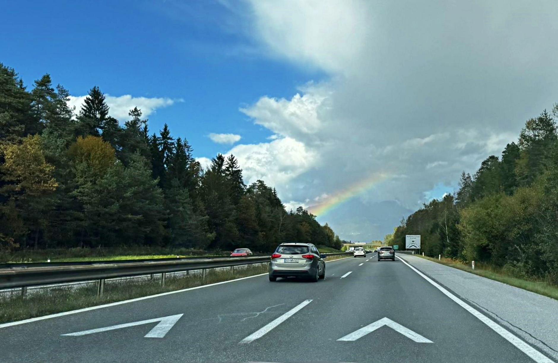 To so dodatna pojasnila Darsa glede podaljšanja veljavnosti vinjet ...
