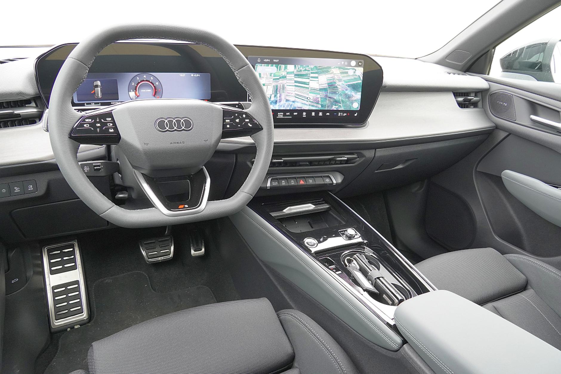 Novi Audi Q3 v Sloveniji: tretja generacija prinaša svež dizajn in ...