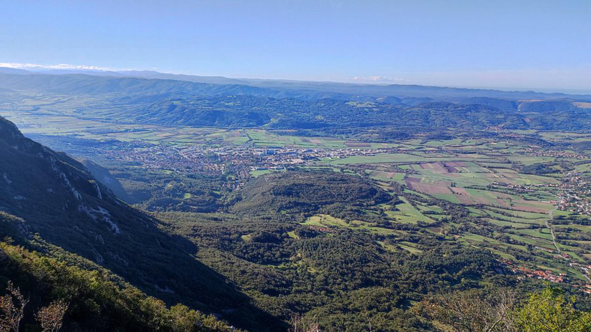 Ob tej uri bo nad Slovenijo nastal zloglasni nevihtni pas - Žurnal24