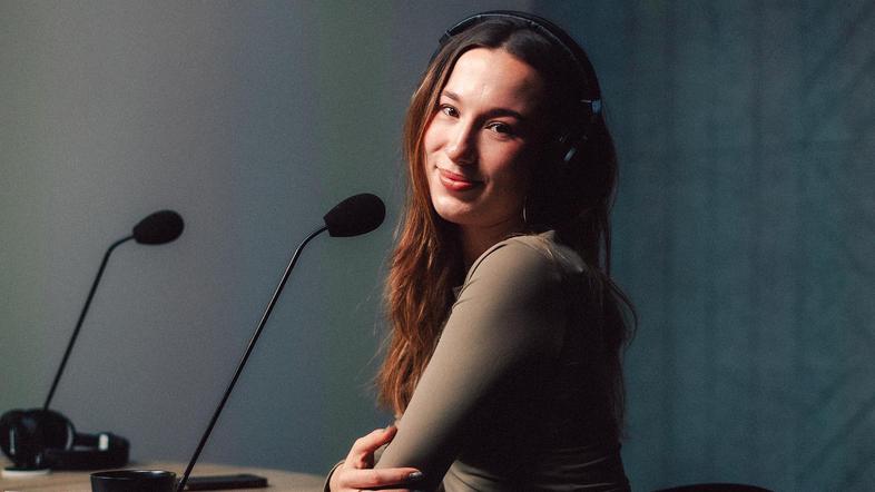 To pa je šok: Naša pevka Anabel sporočila, da je konec - Žurnal24